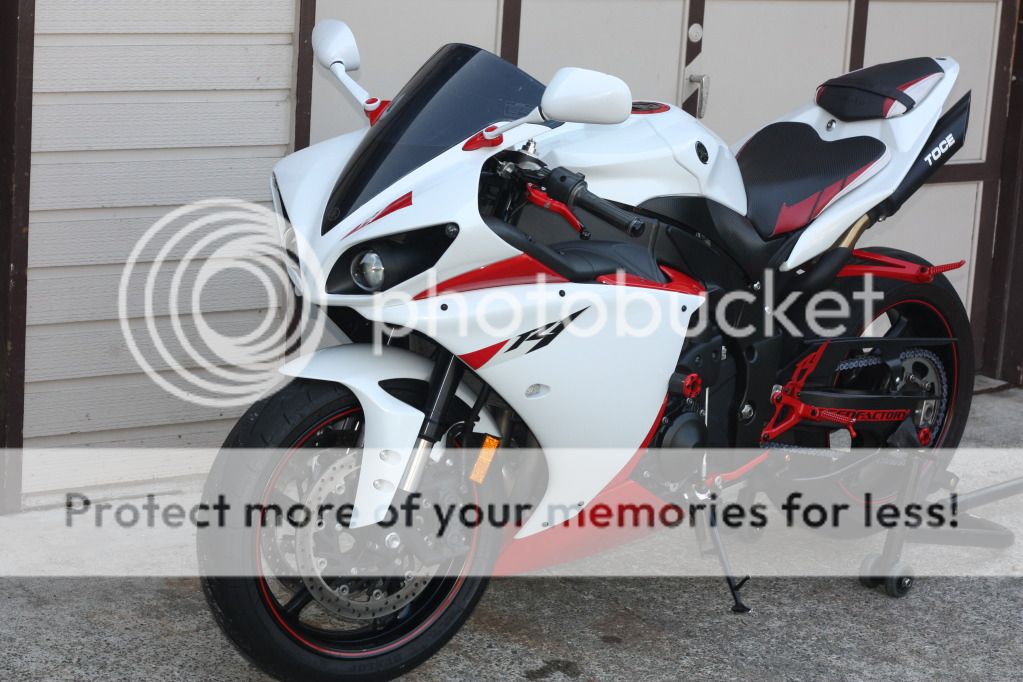 FS: 2010 White/Red R1 - With Mods - 11K Miles - $10600 - Seattle, WA ...